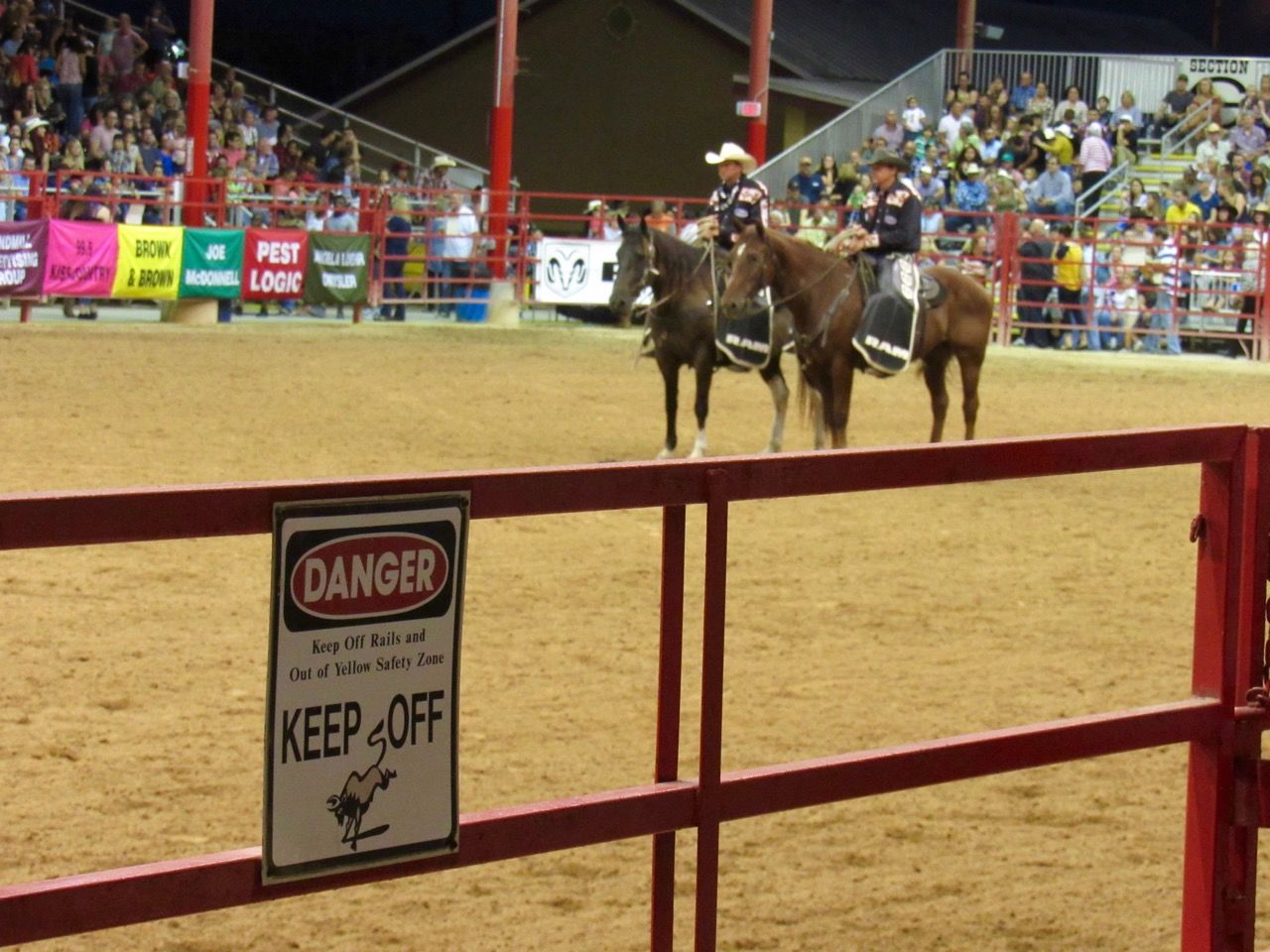 "Pro Rodeo" de Davie : le grand rodéo de Floride ! - Le Courrier des ...