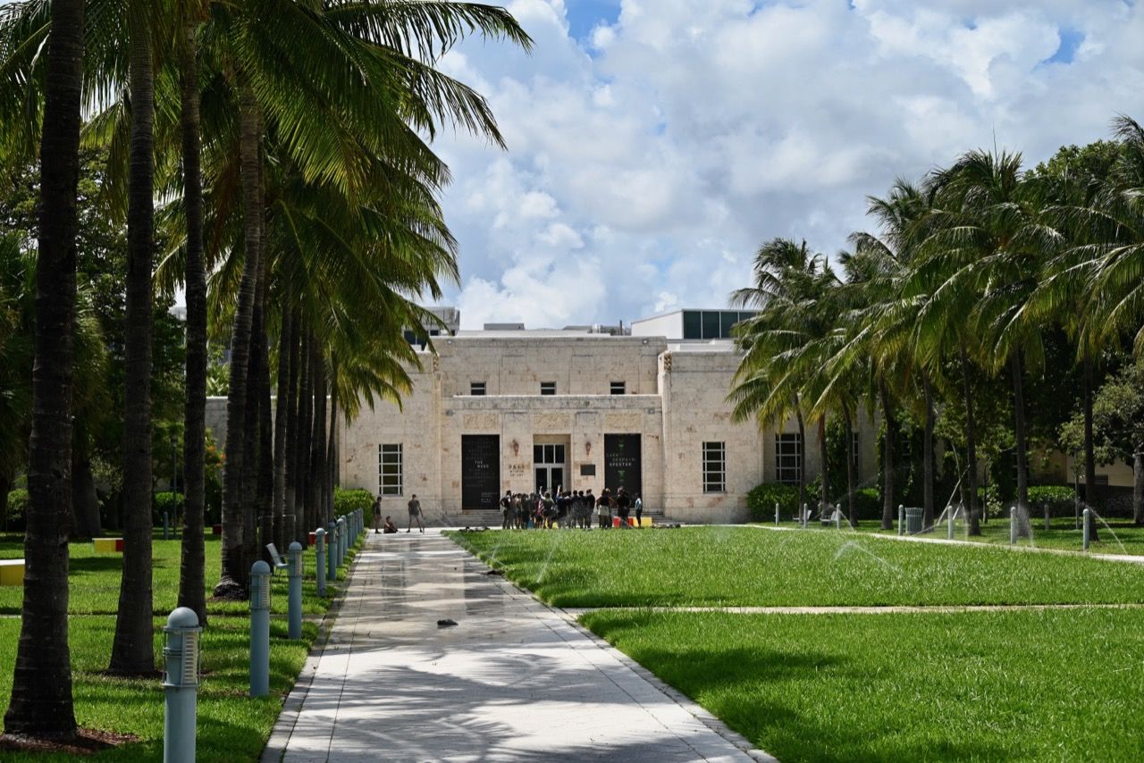 Bass Museum : tout savoir sur le musée d’art contemporain de Miami ...