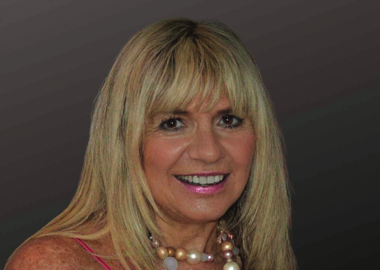 Béatrice Benaros élue présidente de Miami Accueil - Le Courrier des ...